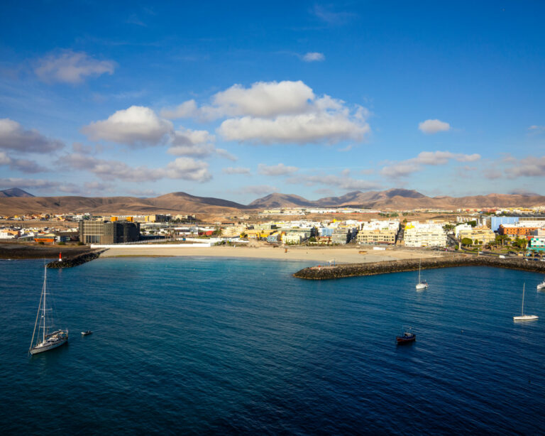 Stilvolle Groste Stadt Auf Fuerteventura Bilder1003628firyal18